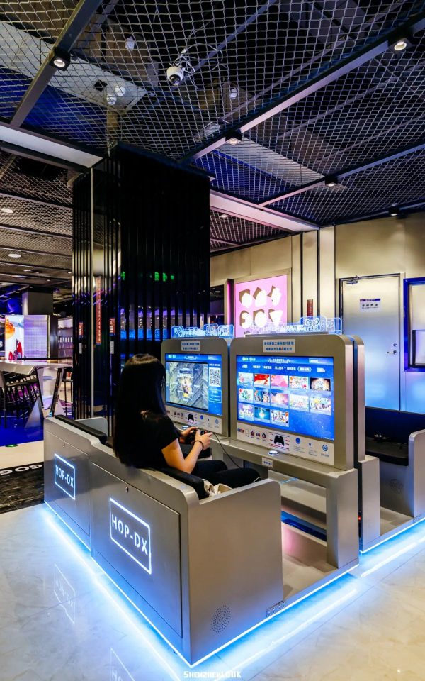 深圳寶安前海「DX-PARK 2.0·地心公園」，佔地 16 萬平方呎的超大空間，有卡丁車區、碰碰車、電玩城、保齡球，可以玩足一日！ | 大灣區旅遊情報網 (By Runhotel)