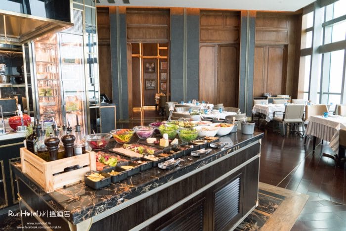 【珠海 St. Regis 酒店自助晚餐】有即開生蠔、即煮區，甜品好味 | RunHotel 搵酒店