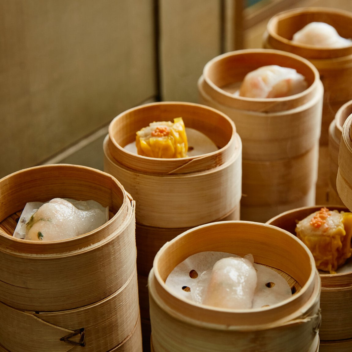 【香港四季酒店 ARGO 自助午餐 75 折】折實後 HK$459 起歎海鮮、烤肉、自製甜品及新鮮芝士！ | RunHotel 搵酒店